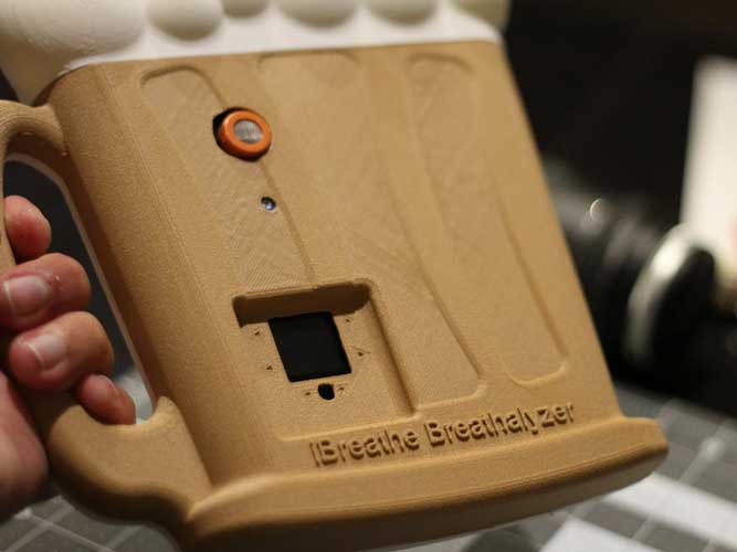 iBreathe Breathalyzer - with Hexiwear and Alcohol click